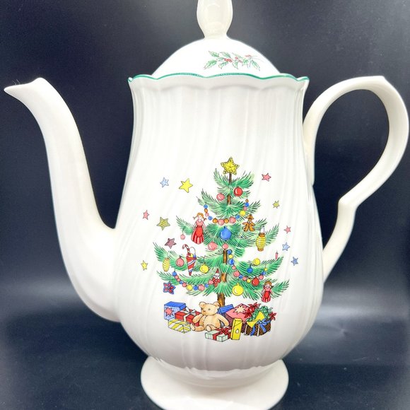 Nikko Ceramics | Dining | Nikko Japan Happy Holidays 4 Cup Coffee Pot ...